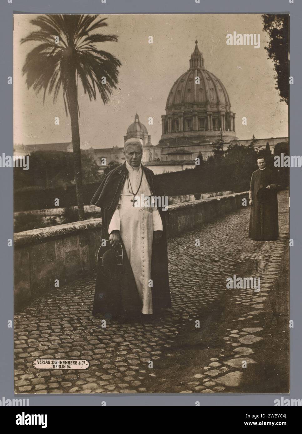 Portrait of Pope Pius X in Vatican City, Anonymous, 1903 - 1914 ...