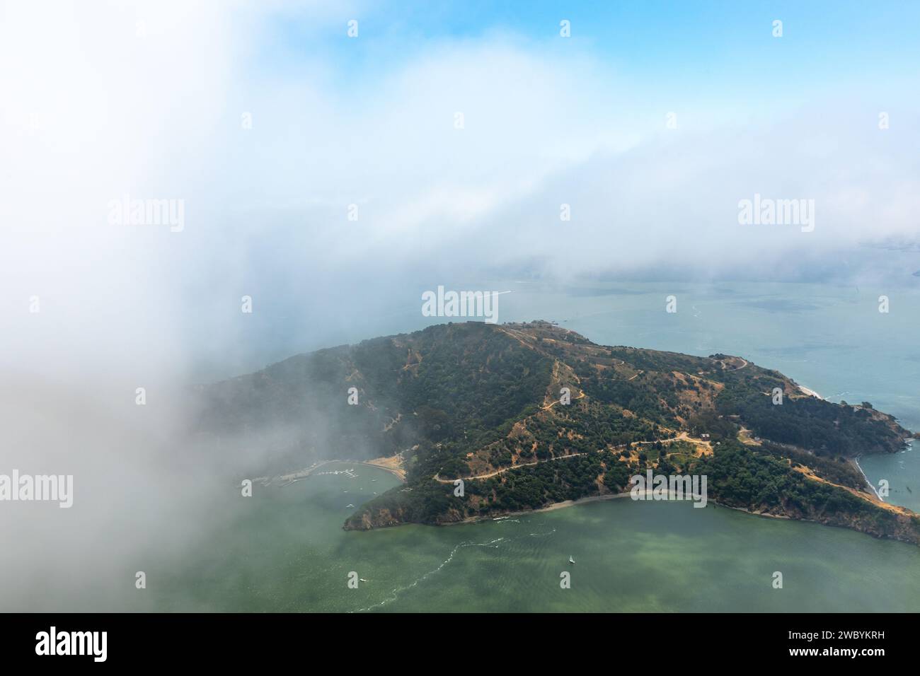 Bay view with rolling fog hi-res stock photography and images - Alamy