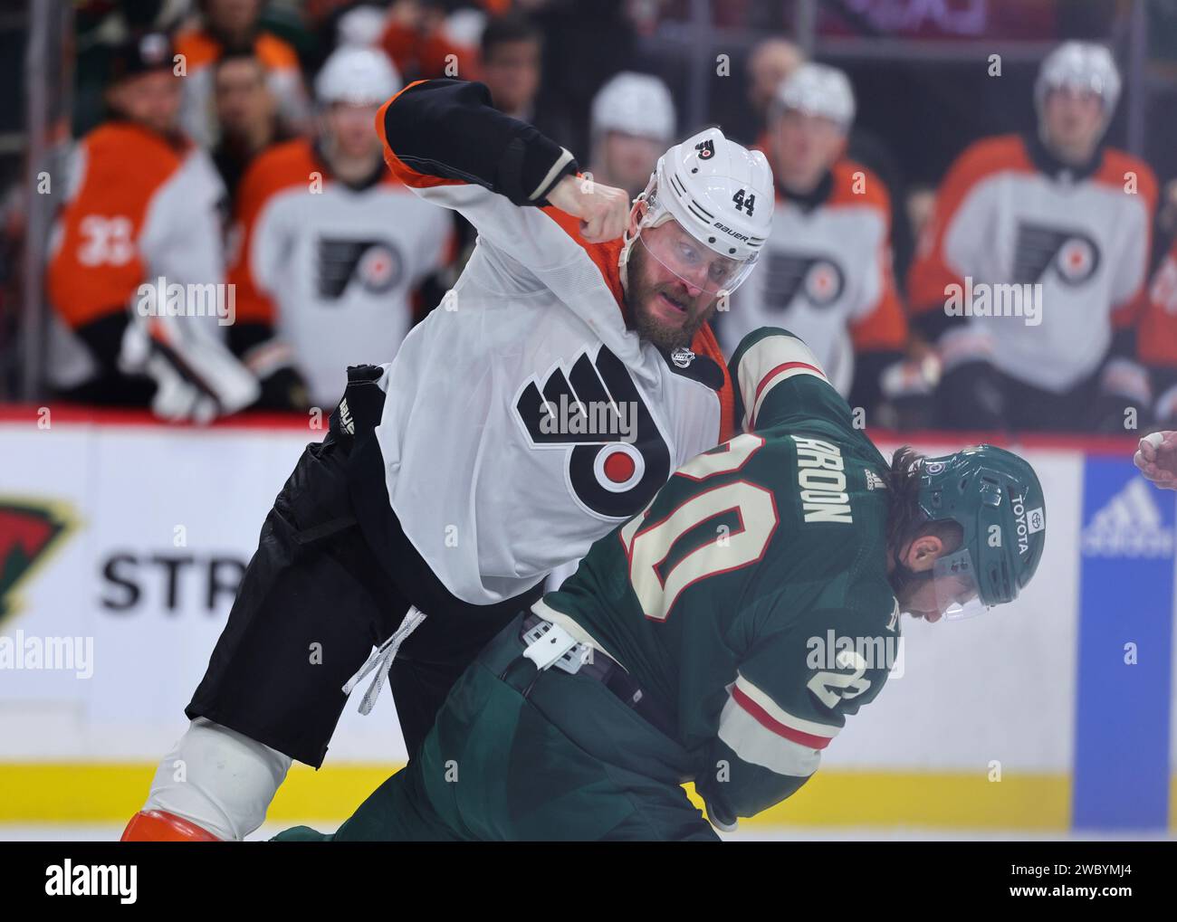 Philadelphia Flyers left wing Nicolas Deslauriers (44) and Minnesota ...