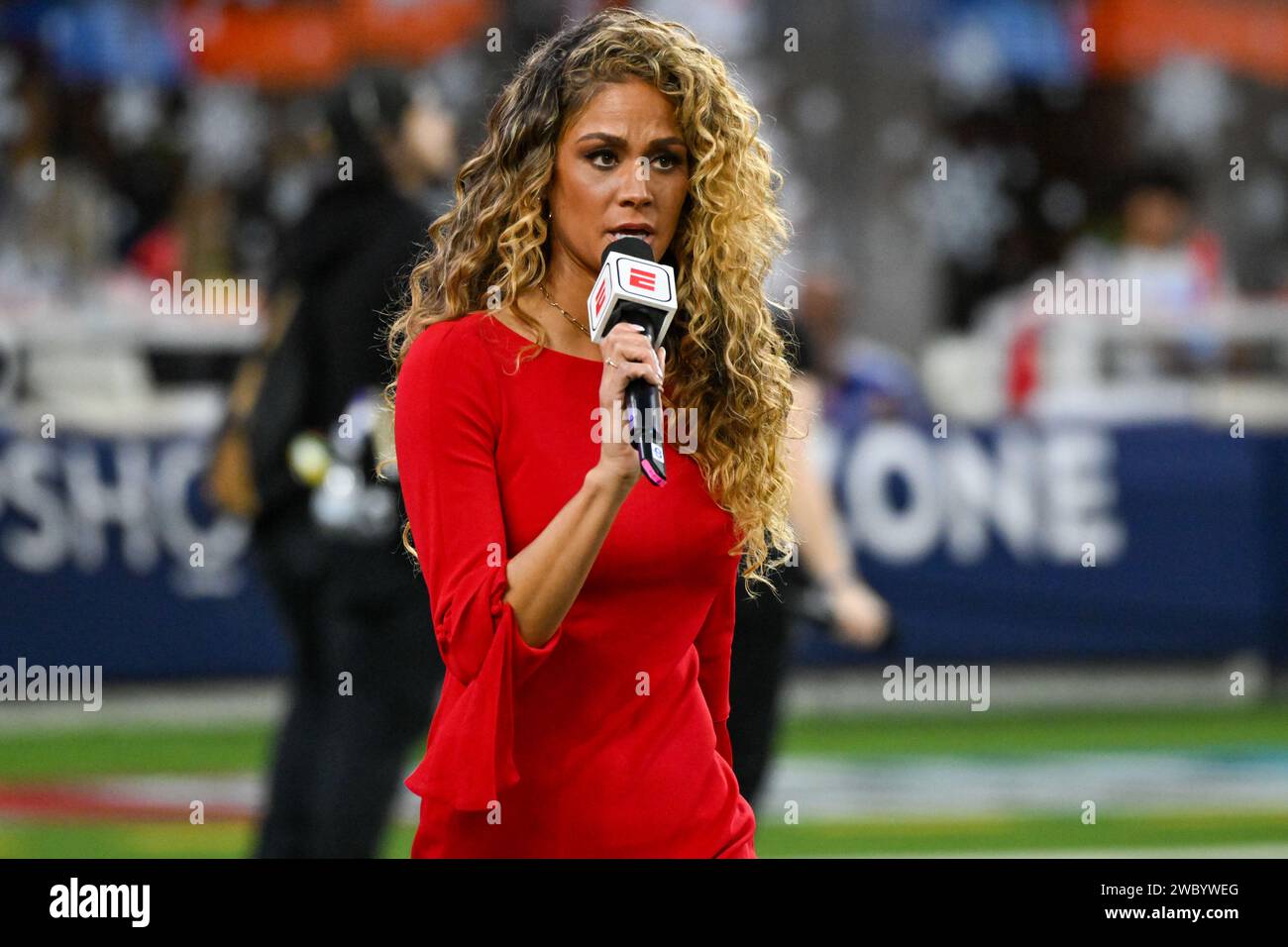 Espn sideline reporter kayla burton during la bowl hi-res stock ...