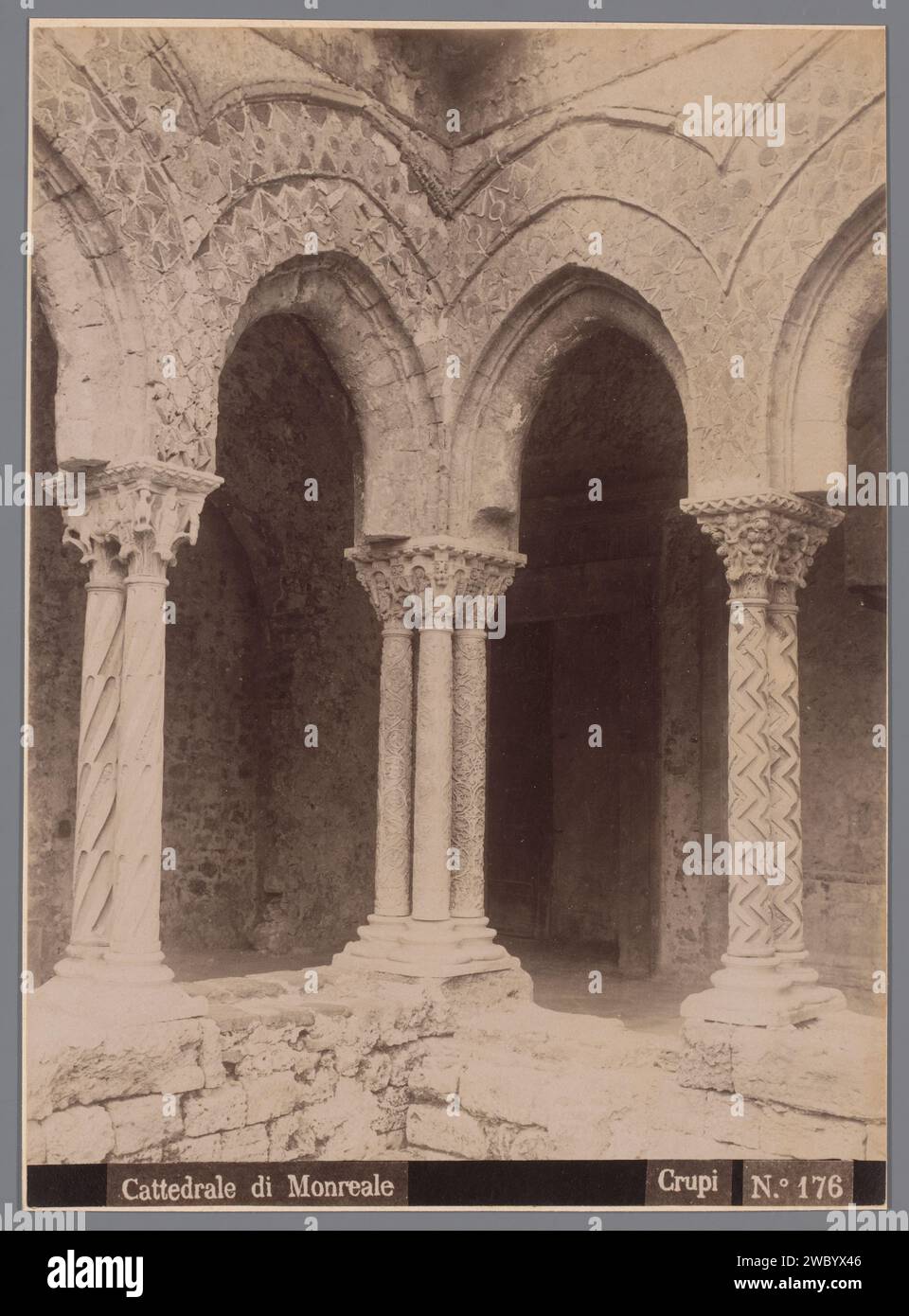 Courtyard of the Dom van Monreale, Giovanni Crupi, 1865 - 1875 ...