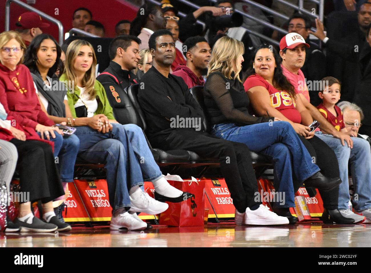 American actor comedian eddie murphy during ncaa basketball game hi-res ...