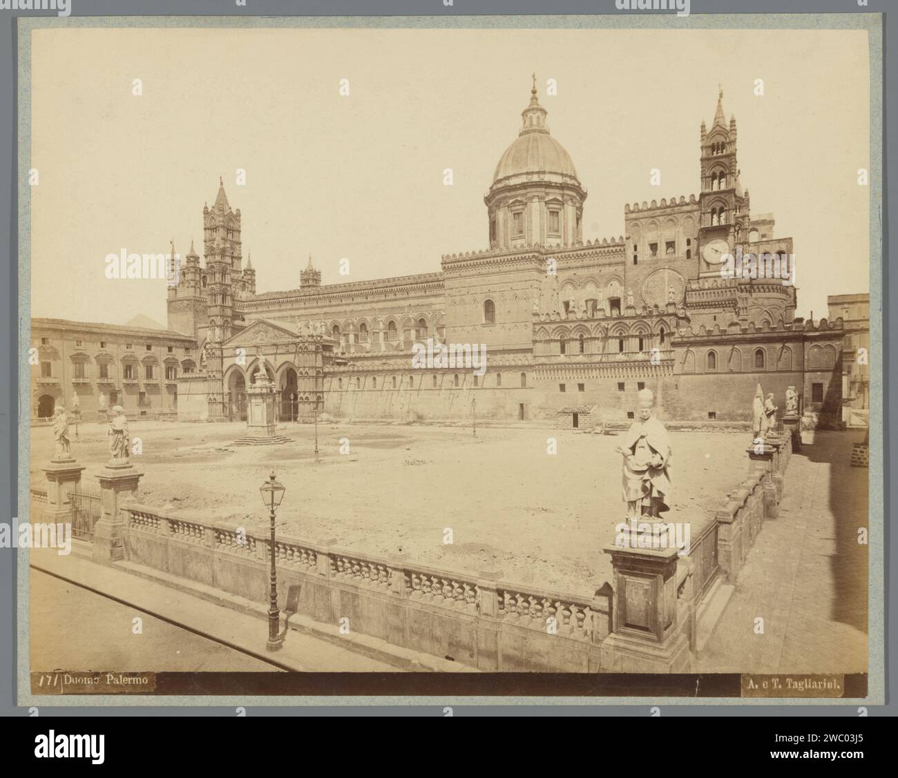 View of the Dom of Palermo, A. Tagliarini, 1851 - 1900 photograph ...