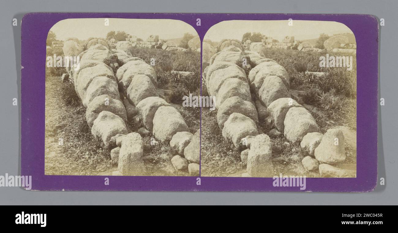 Fallen atlant hi-res stock photography and images - Alamy