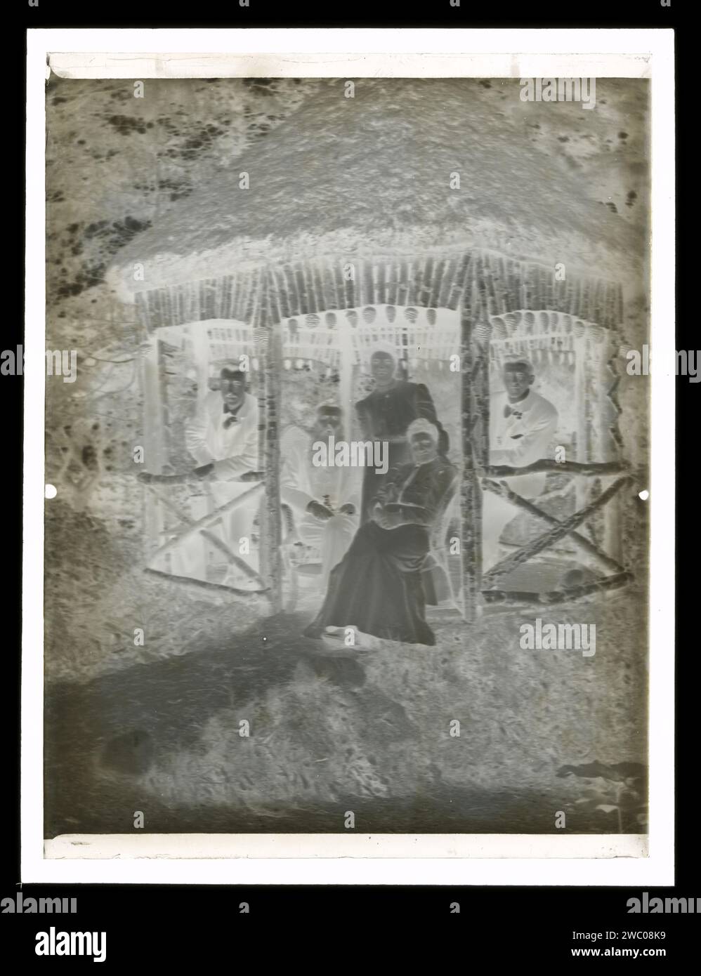 Group portrait with five unknown people in a pergola, anonymous, c ...