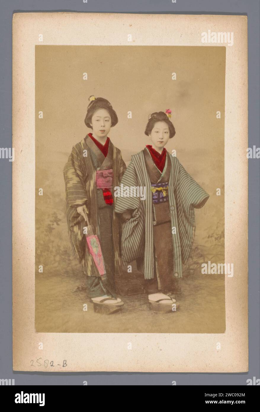 Double portrait of two unknown Japanese girls, Anonymous, 1860 - 1900 ...