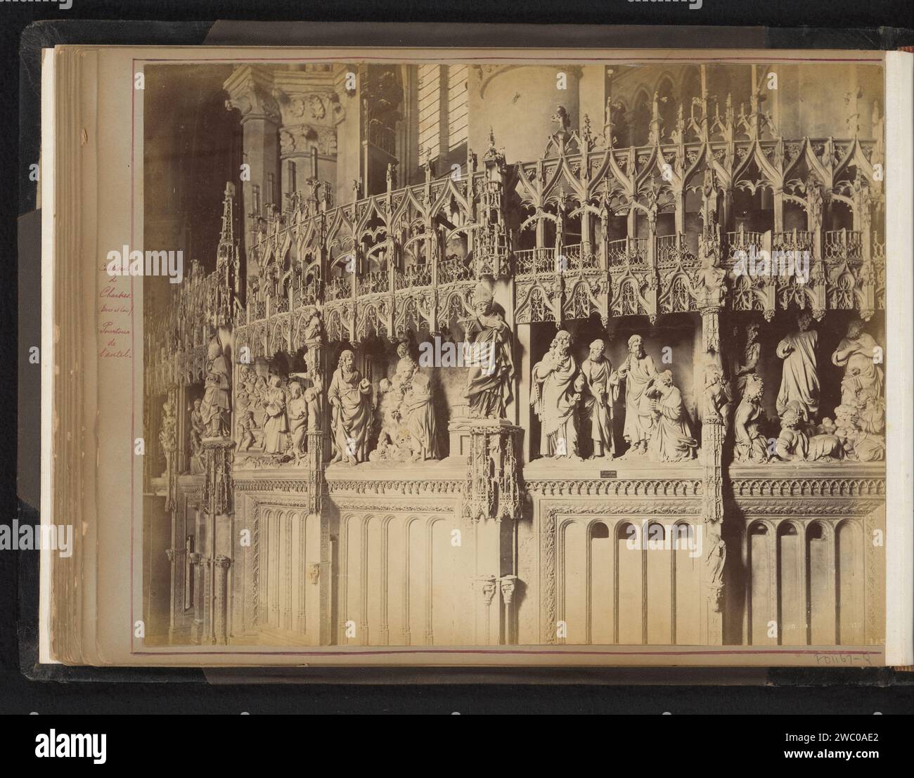 Doksaal van de Cathedral of Chartres, Adolphe Giraudon, 1880 - 1910 ...