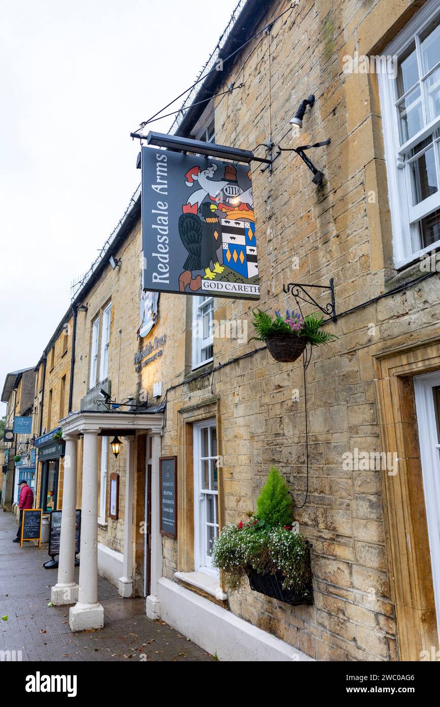 Redesdale Arms hotel and restaurant in Moreton in Marsh, cotswolds ...