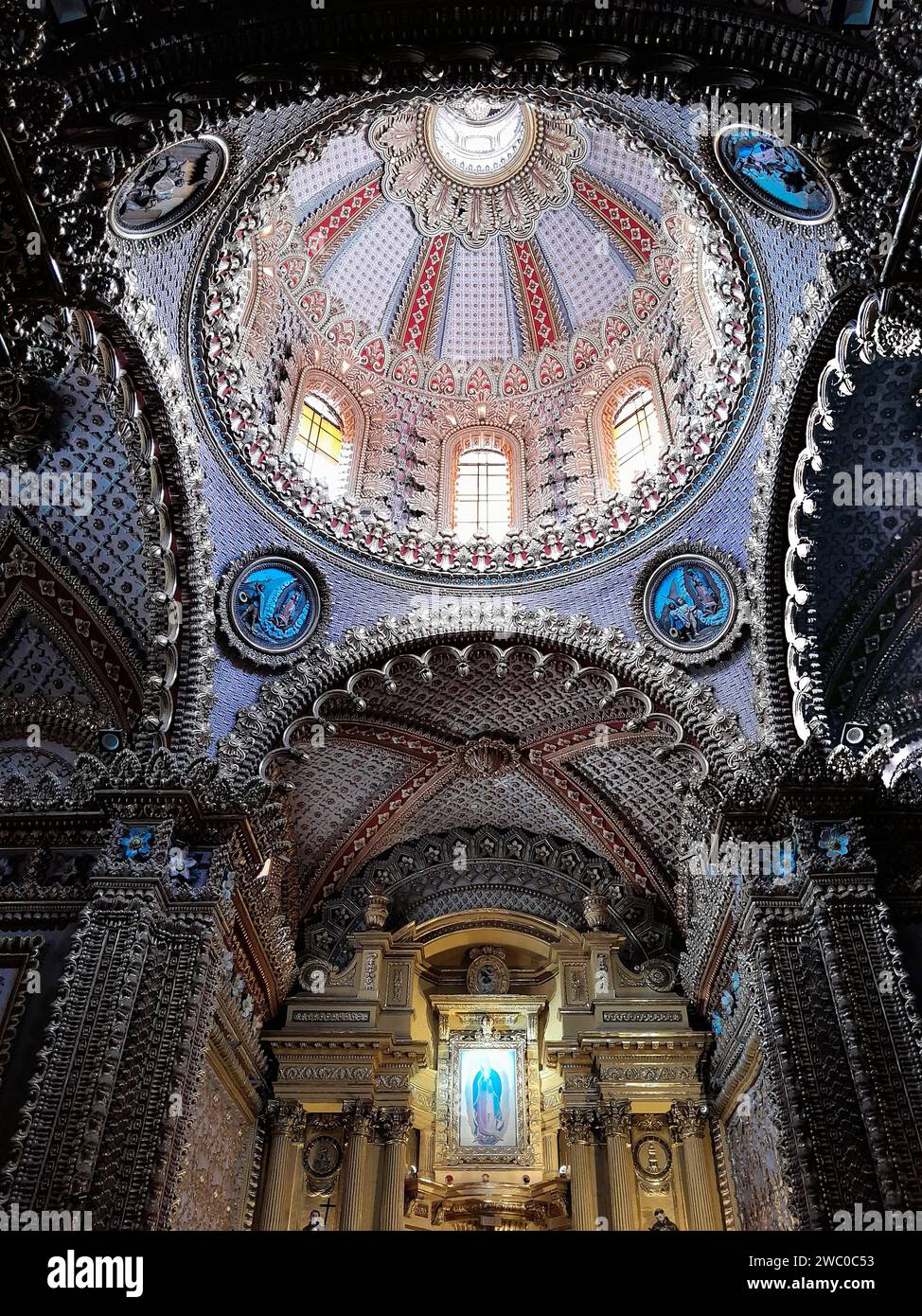 Morelia basilica hi-res stock photography and images - Alamy