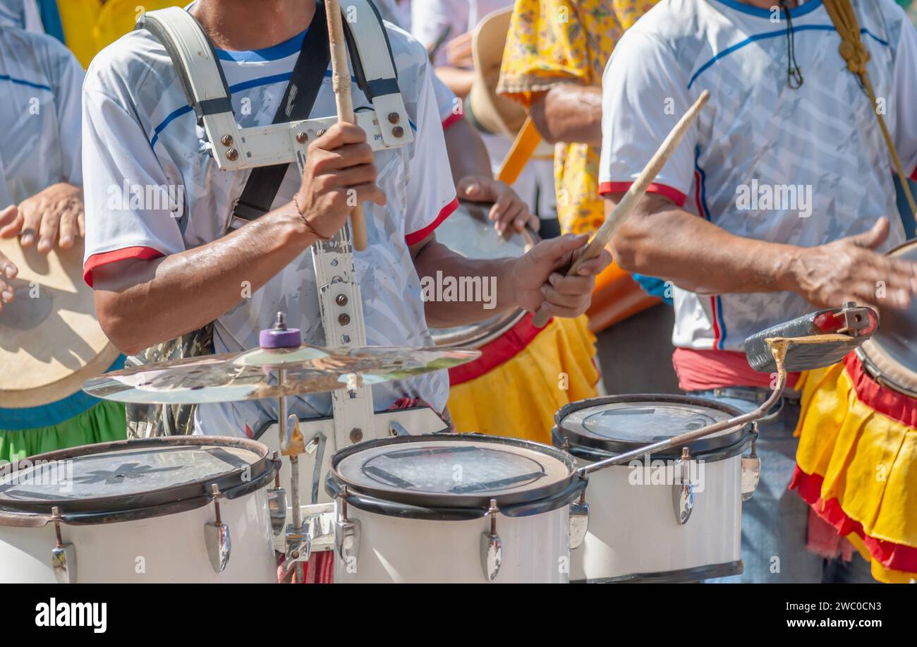 People dress in national costumes. Come out to participate in the ...