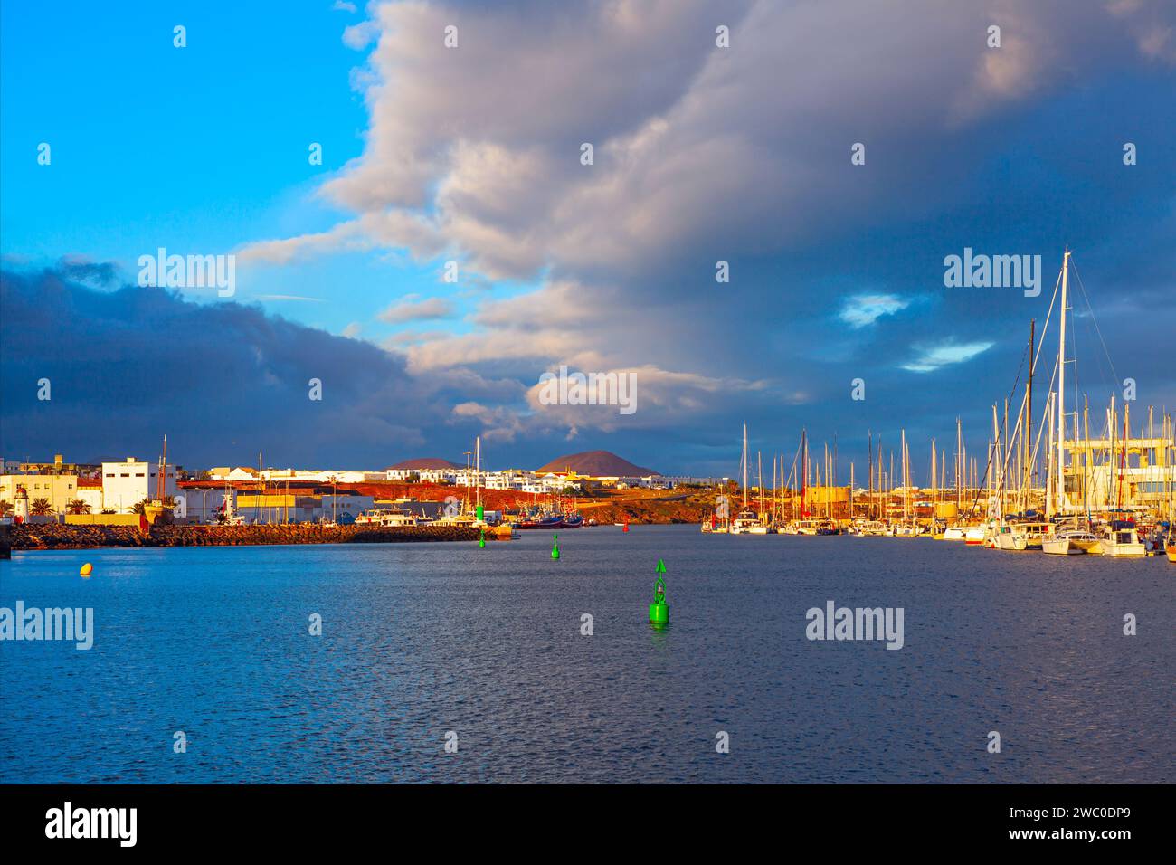 Arrecife cruise port hi-res stock photography and images - Alamy