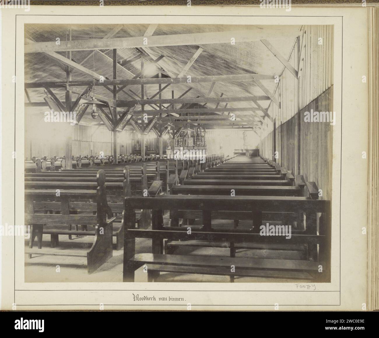 Interior of the emergency church in Batavia, Anonymous, c. 1890 - c ...