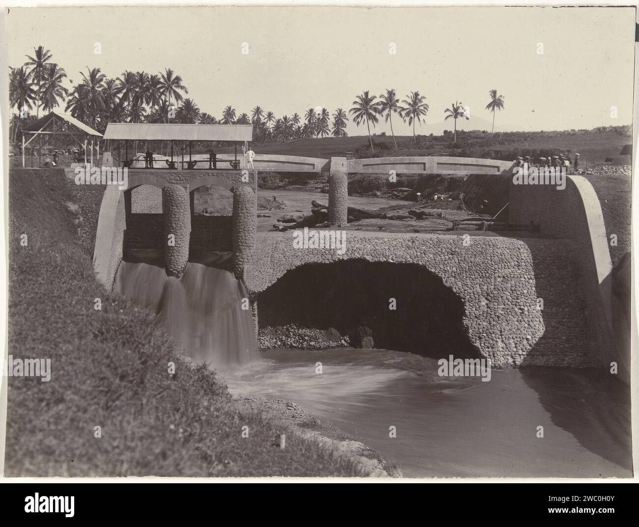 Waterworks in the Dutch East Indies, Anonymous, 1890 - 1910 photograph ...