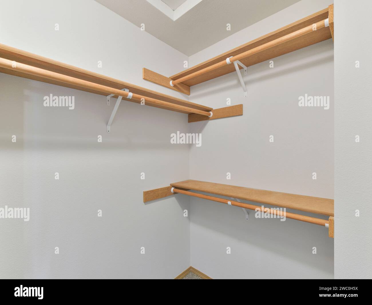 Modern residential empty bedroom closet interior Stock Photo - Alamy