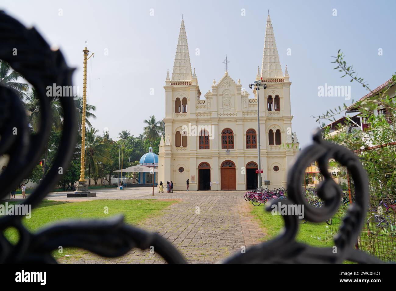Santa cruz cathedral basilica, kochi hi-res stock photography and ...