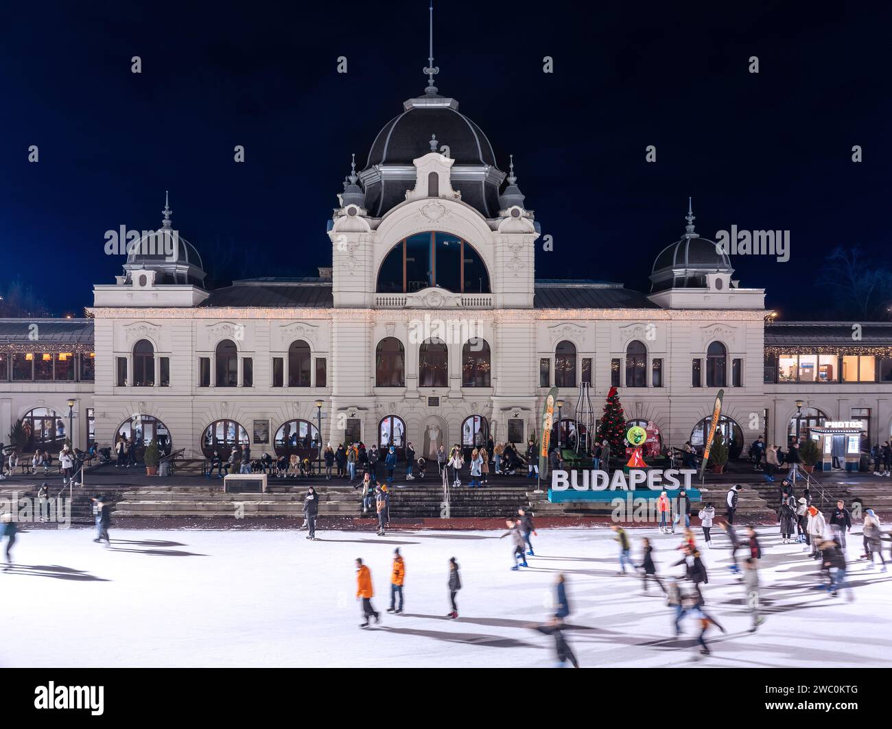 Hungarian ice rinks hi-res stock photography and images - Alamy