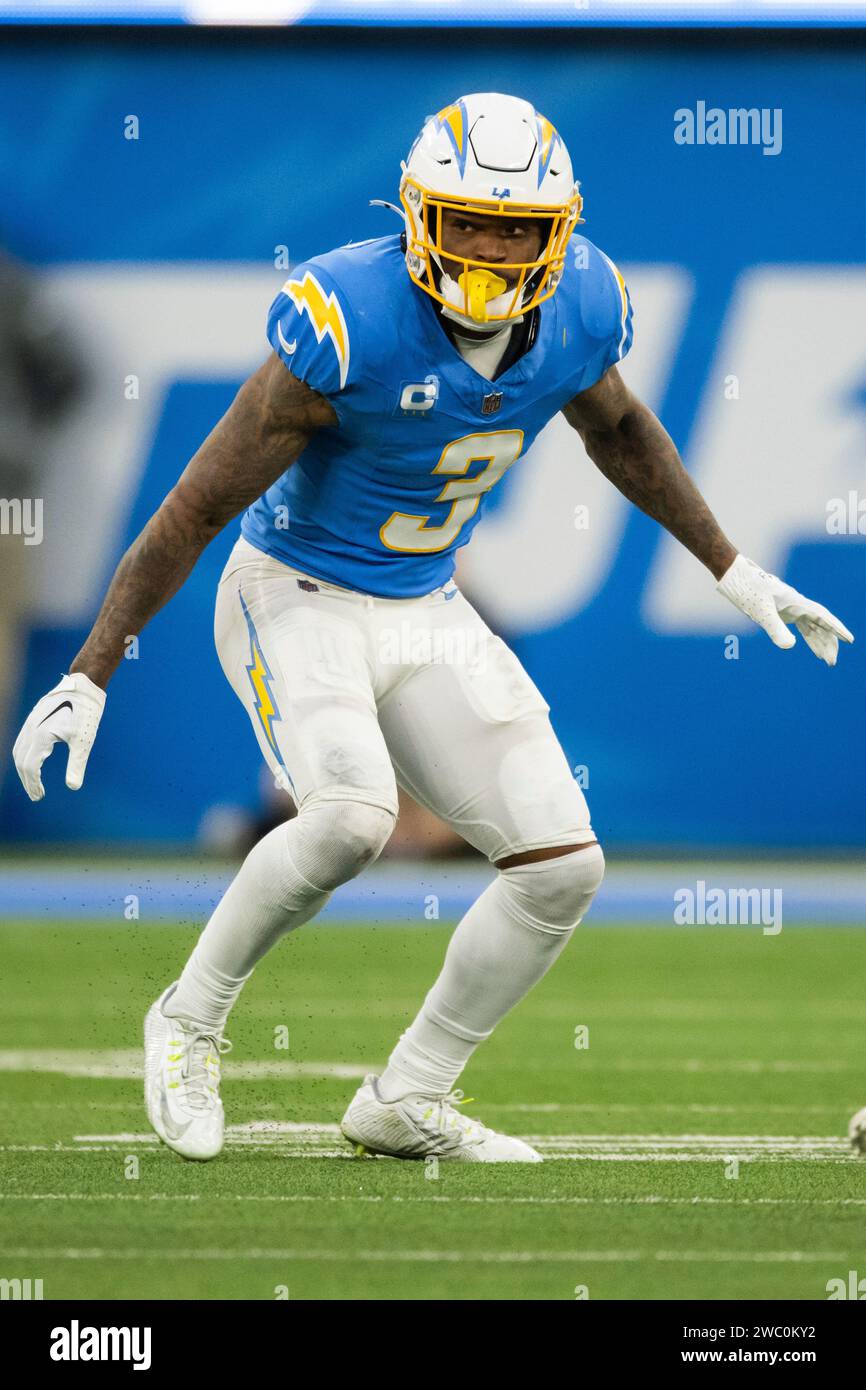 Los Angeles Chargers safety Derwin James Jr. (3) takes his stance ...