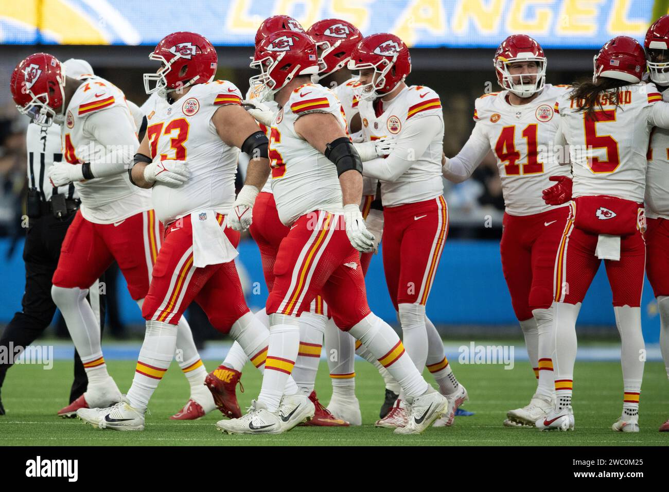 Kansas City Chiefs players celebrate a field goal by place kicker ...