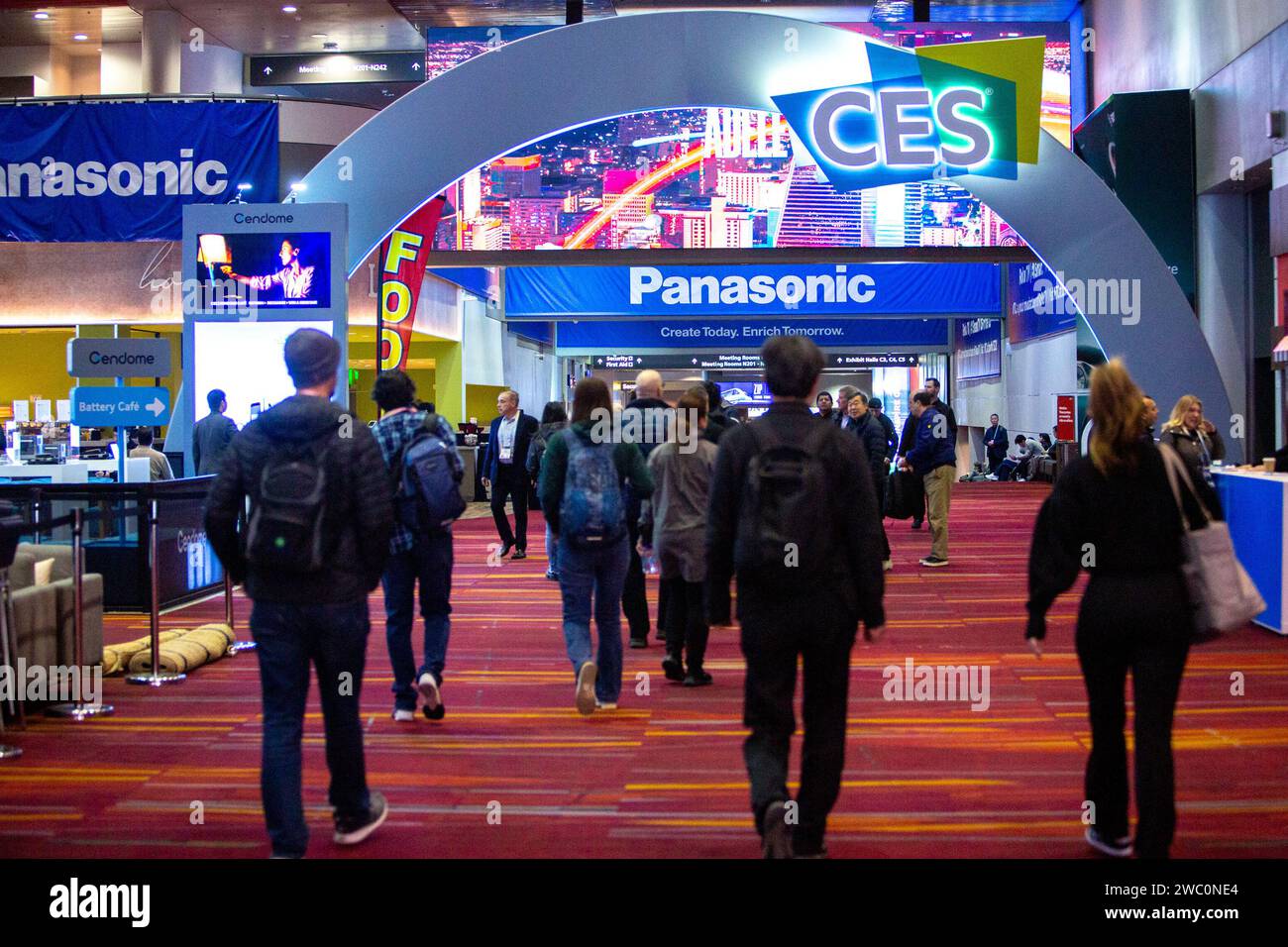 Las Vegas, USA. 12th Jan, 2024. CES attendees walk between expo halls ...