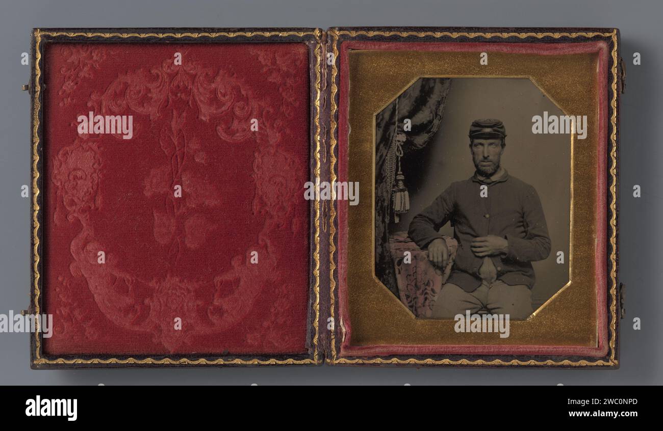 Portrait of a soldier during the American Civil War, Anonymous, 1861 ...