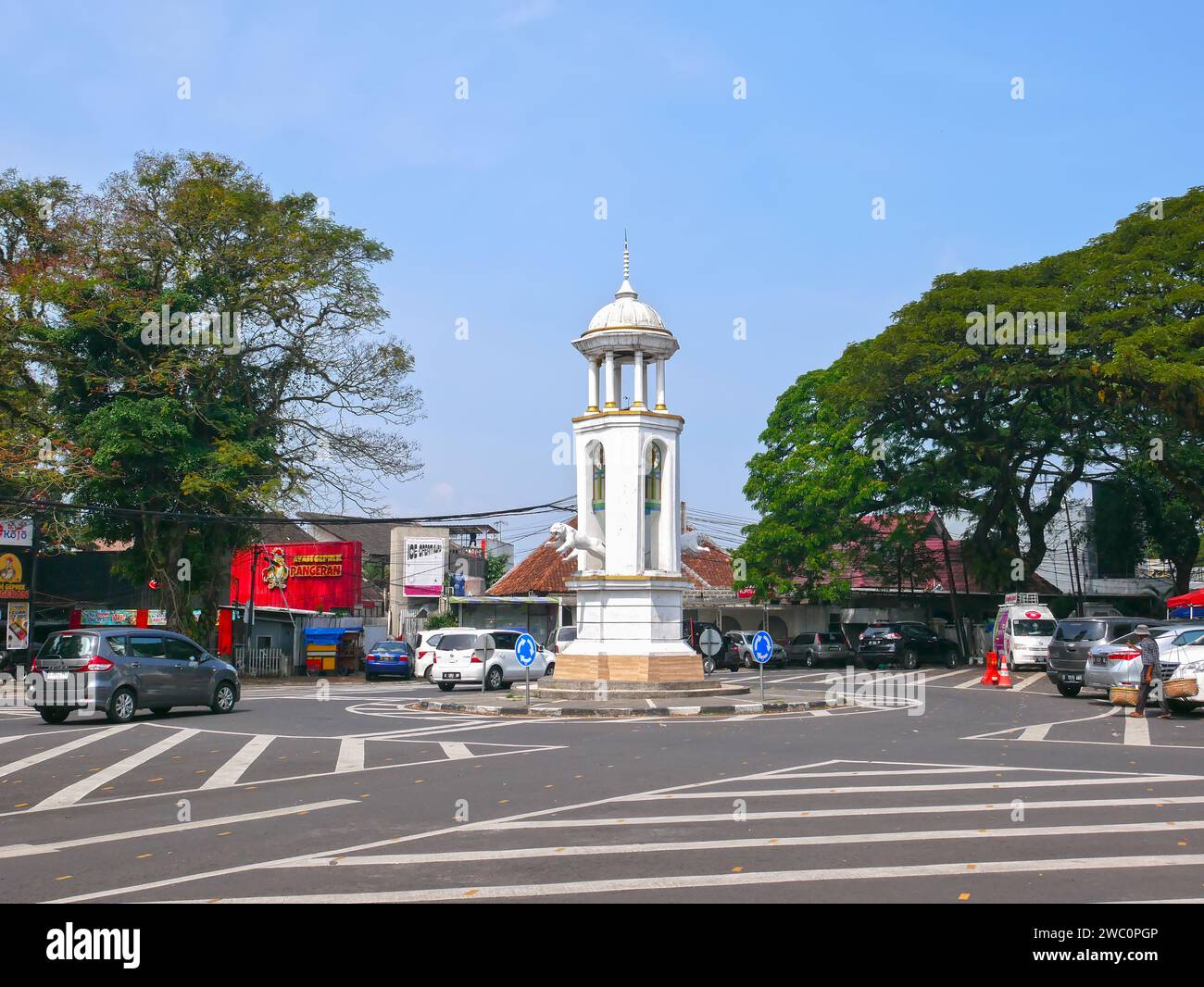 Maung clock tower hi-res stock photography and images - Alamy