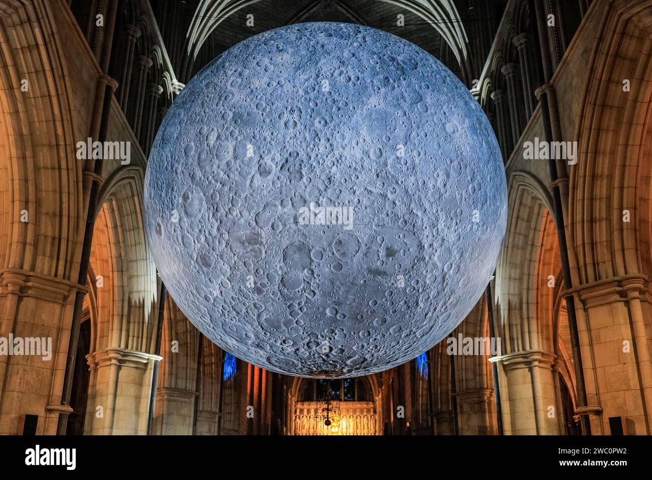 Museum of the Moon by Luke Jerram installation at Southwark Cathedral ...