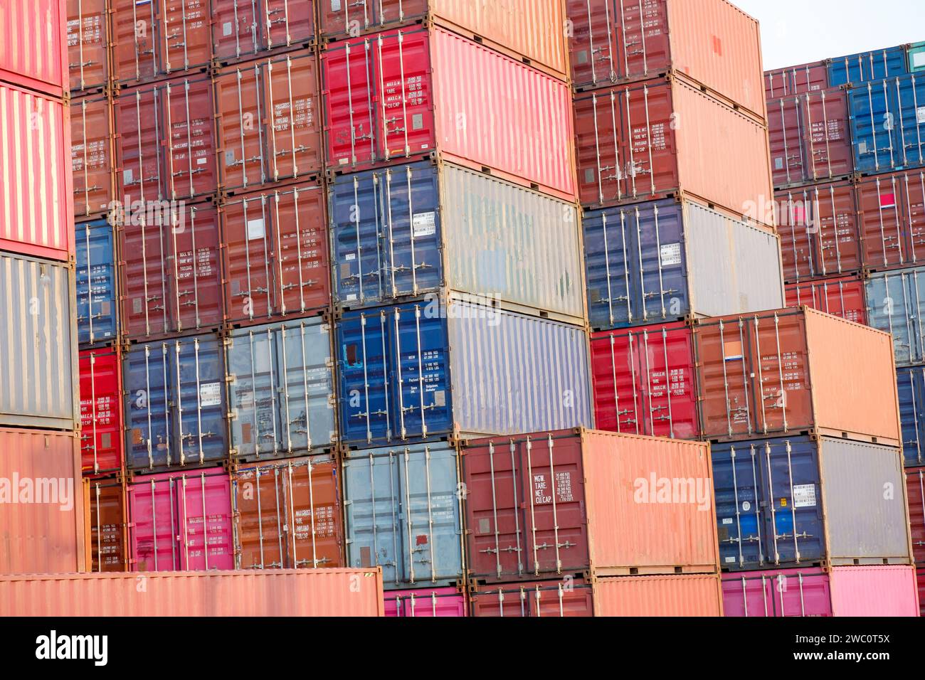 container wall Lots of containers Stock Photo - Alamy