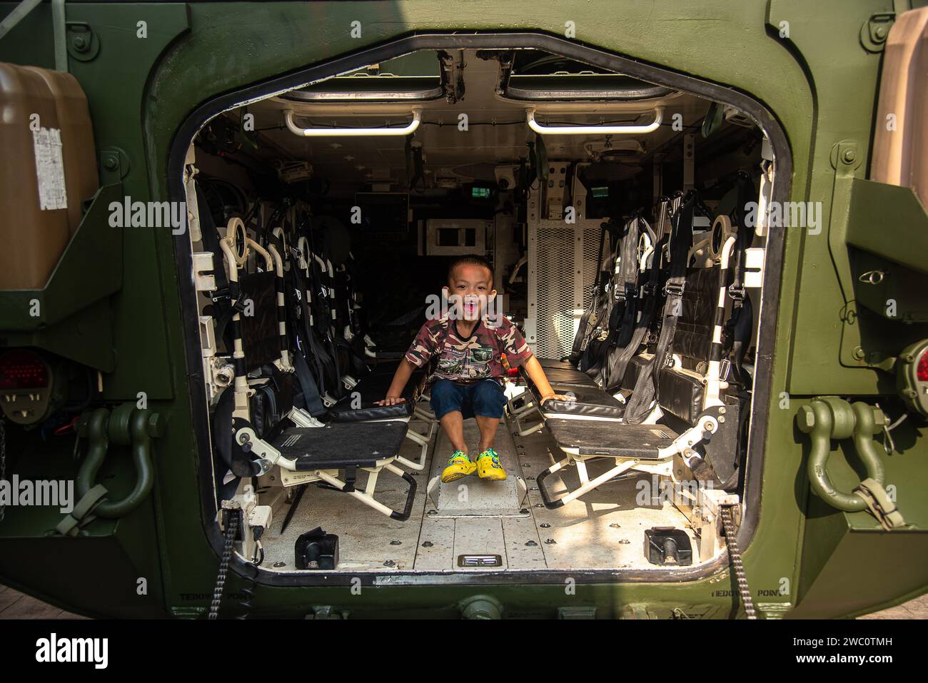 Army tank inside hi-res stock photography and images - Alamy