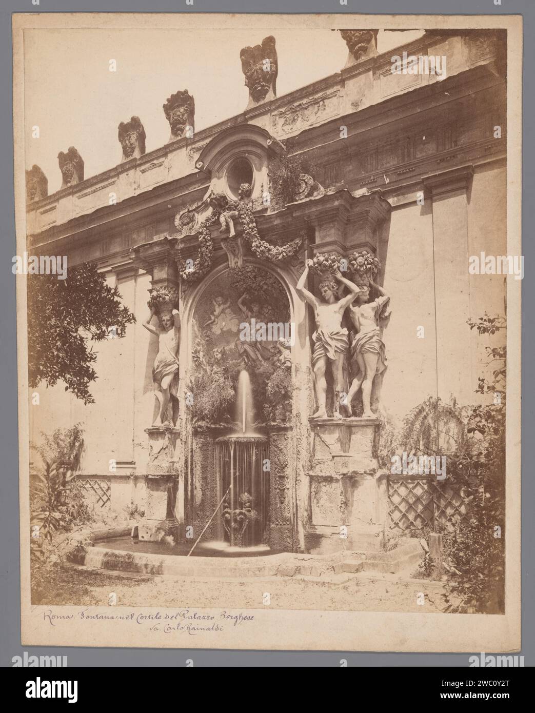 Borghese palace fountain hi-res stock photography and images - Alamy