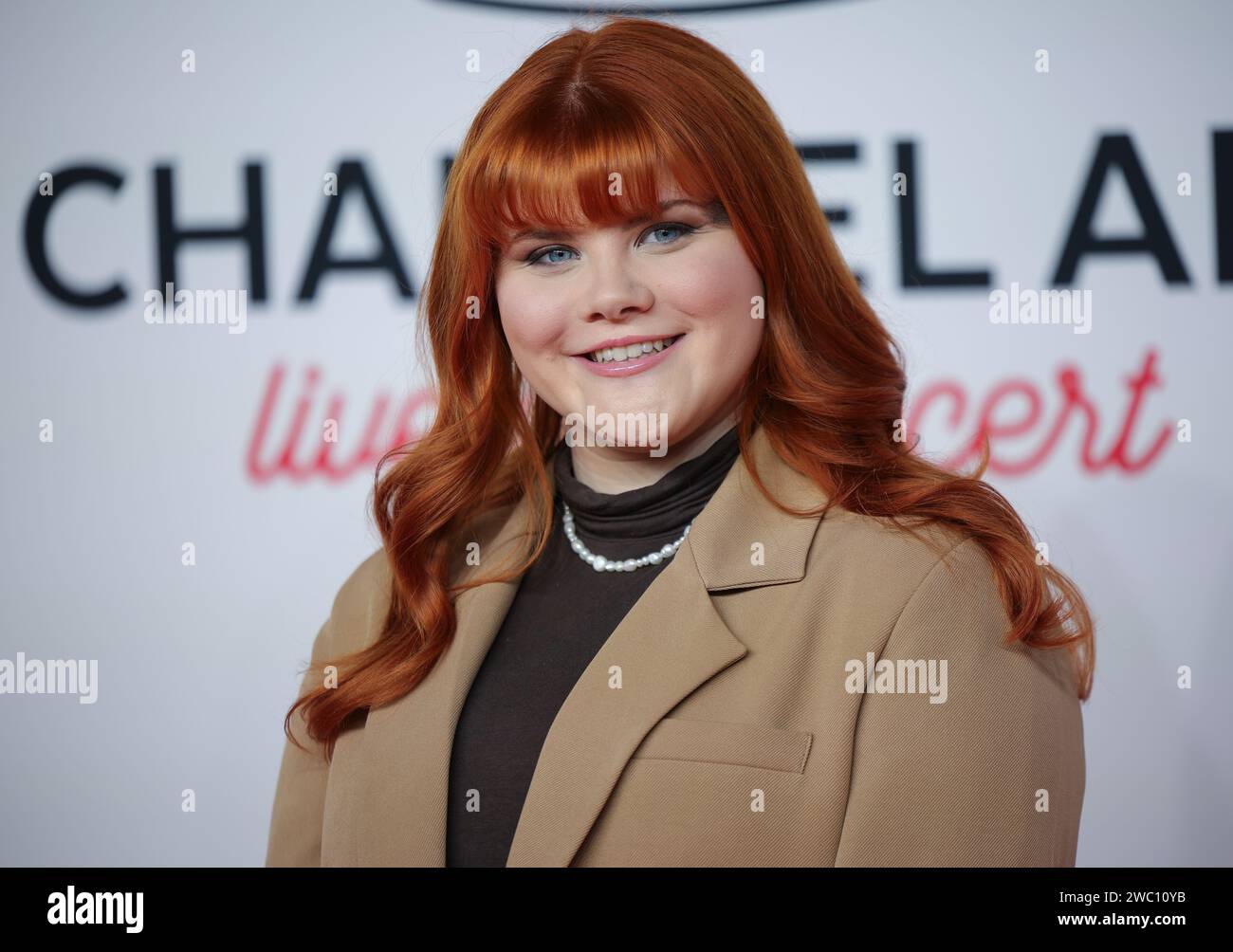 Hamburg, Germany. 12th Jan, 2024. Loi, German singer, arrives on the ...
