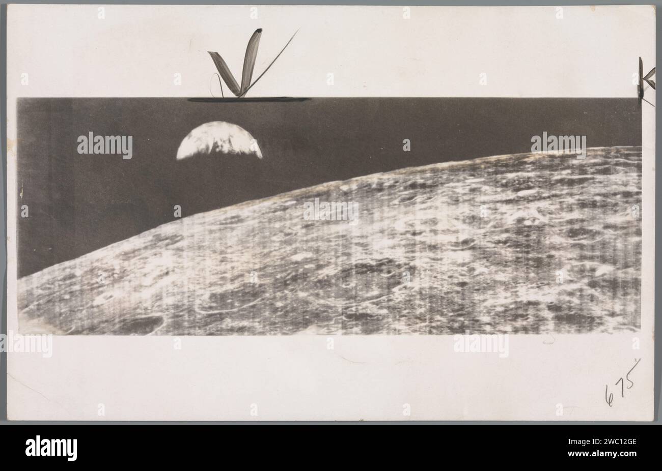 Man's first look at earth from the moon, Lunar Orbiter 1, NASA ...