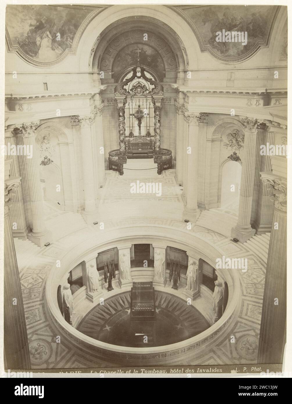 Napoleon's chapel and tomb in the Hôtel des invalides in Paris, Louis ...