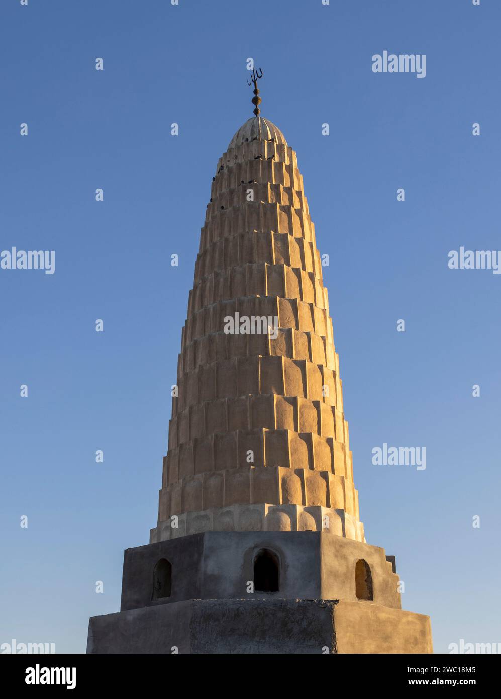 Mashhad al-Shams shrine with muqarnas sugar loaf dome in al-Hilla, Iraq ...