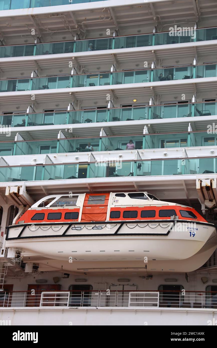 14 guest decks hi-res stock photography and images - Alamy