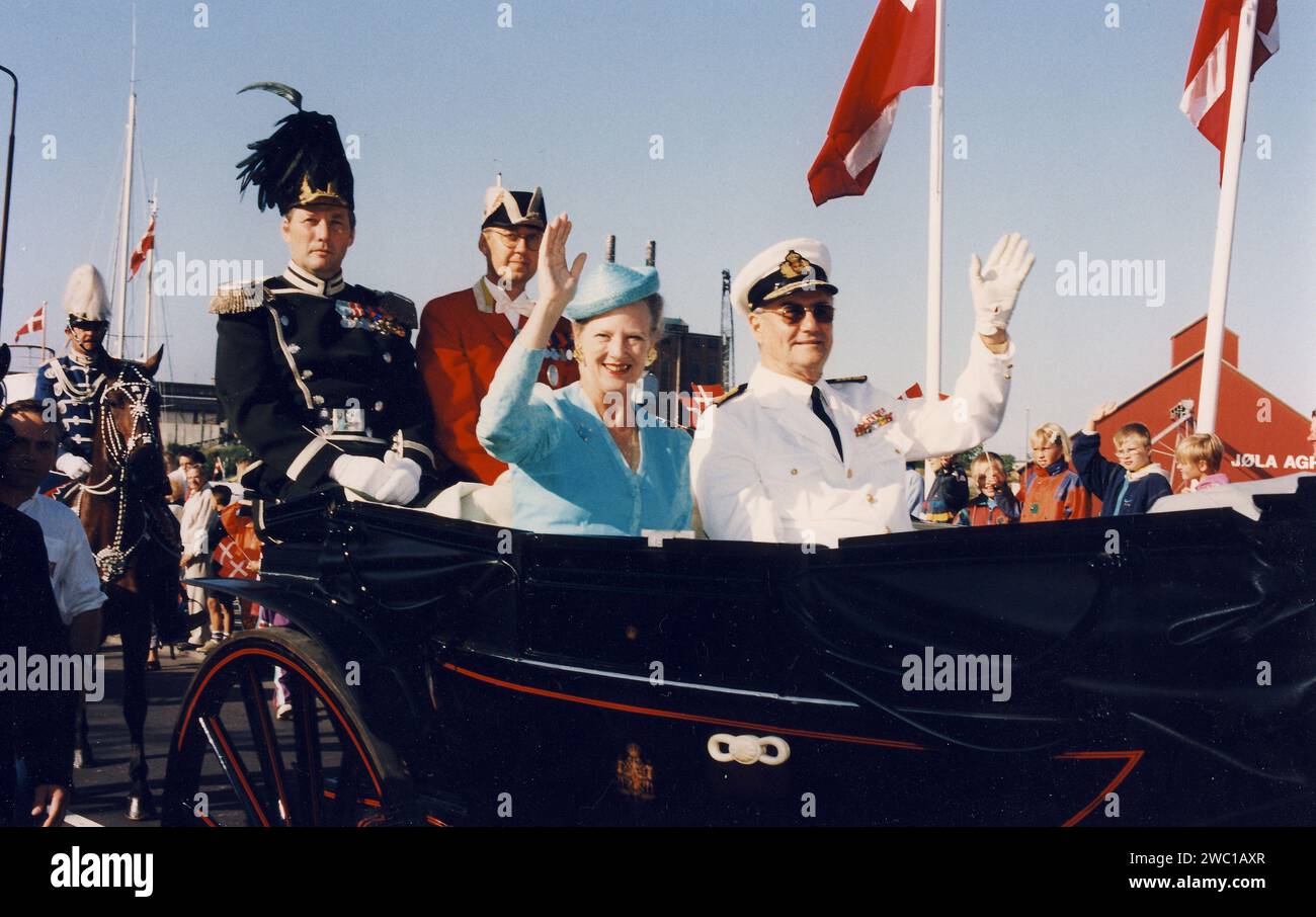 Royal hors cart hi-res stock photography and images - Alamy