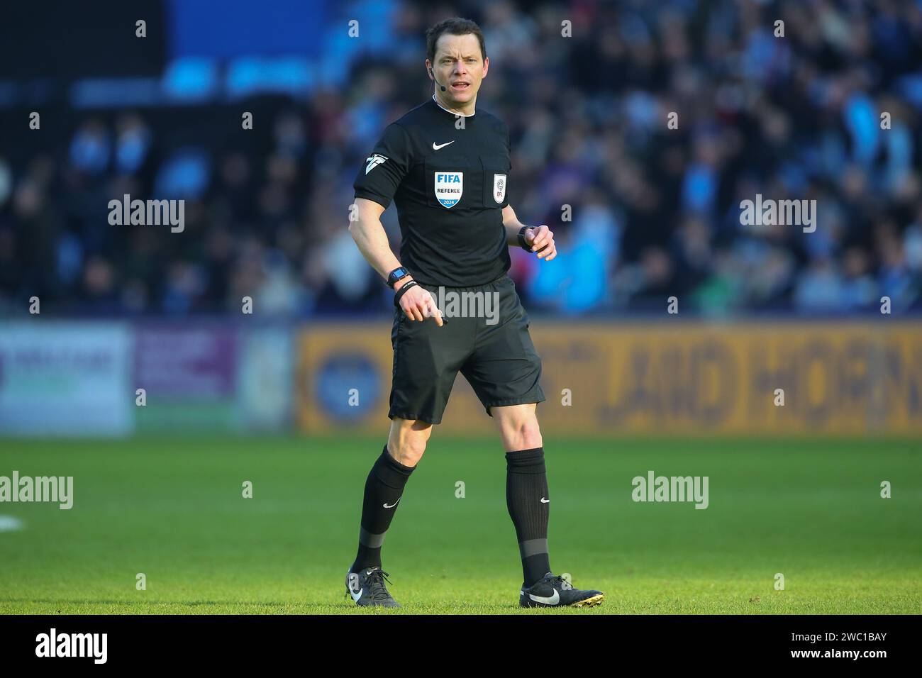 Coventry, UK. 13th Jan, 2024. Referee Darren England during the Sky Bet ...