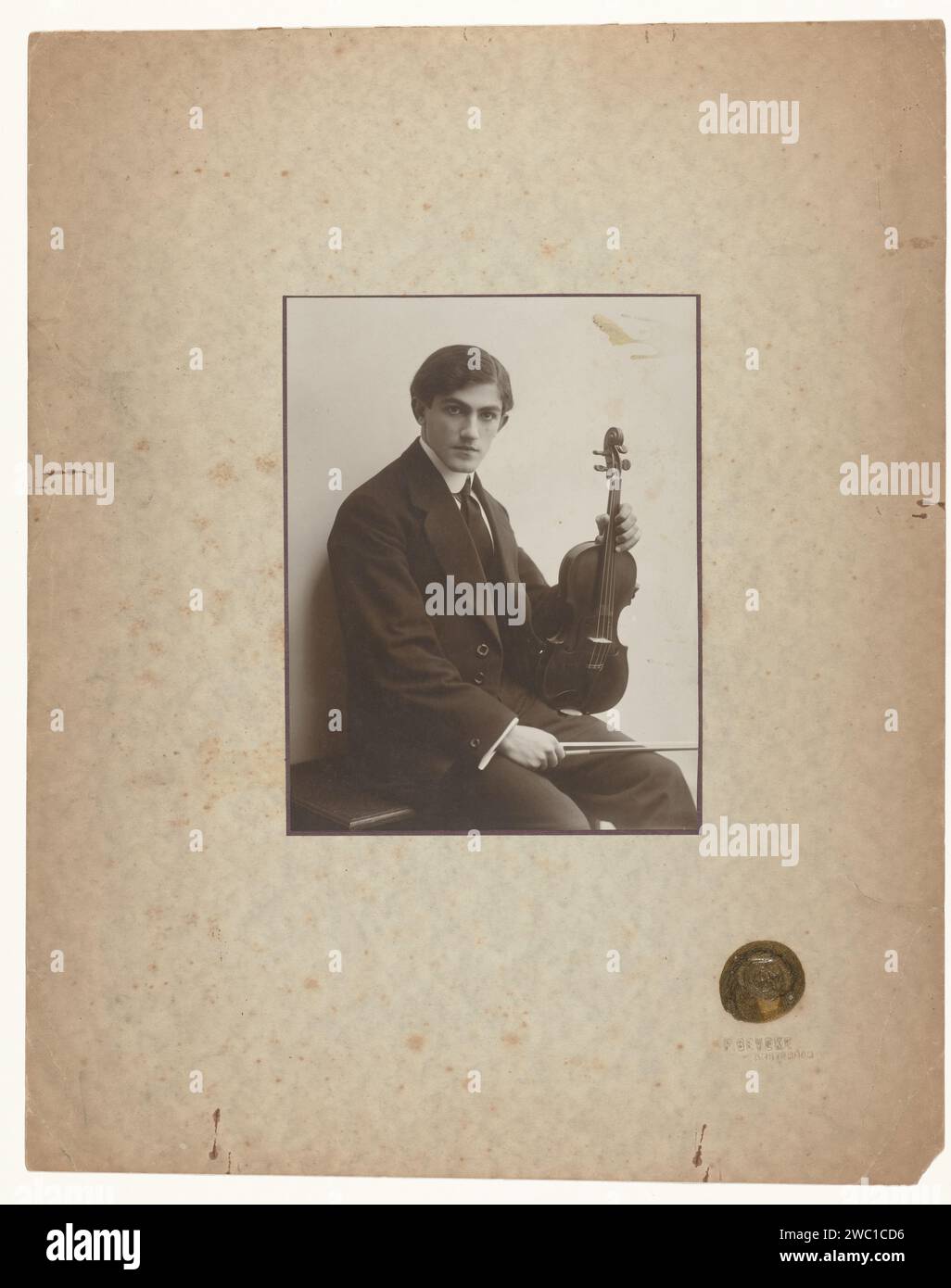 Portrait of a violinist, Frits Geveke, 1910 - 1940 photograph Amsterdam ...