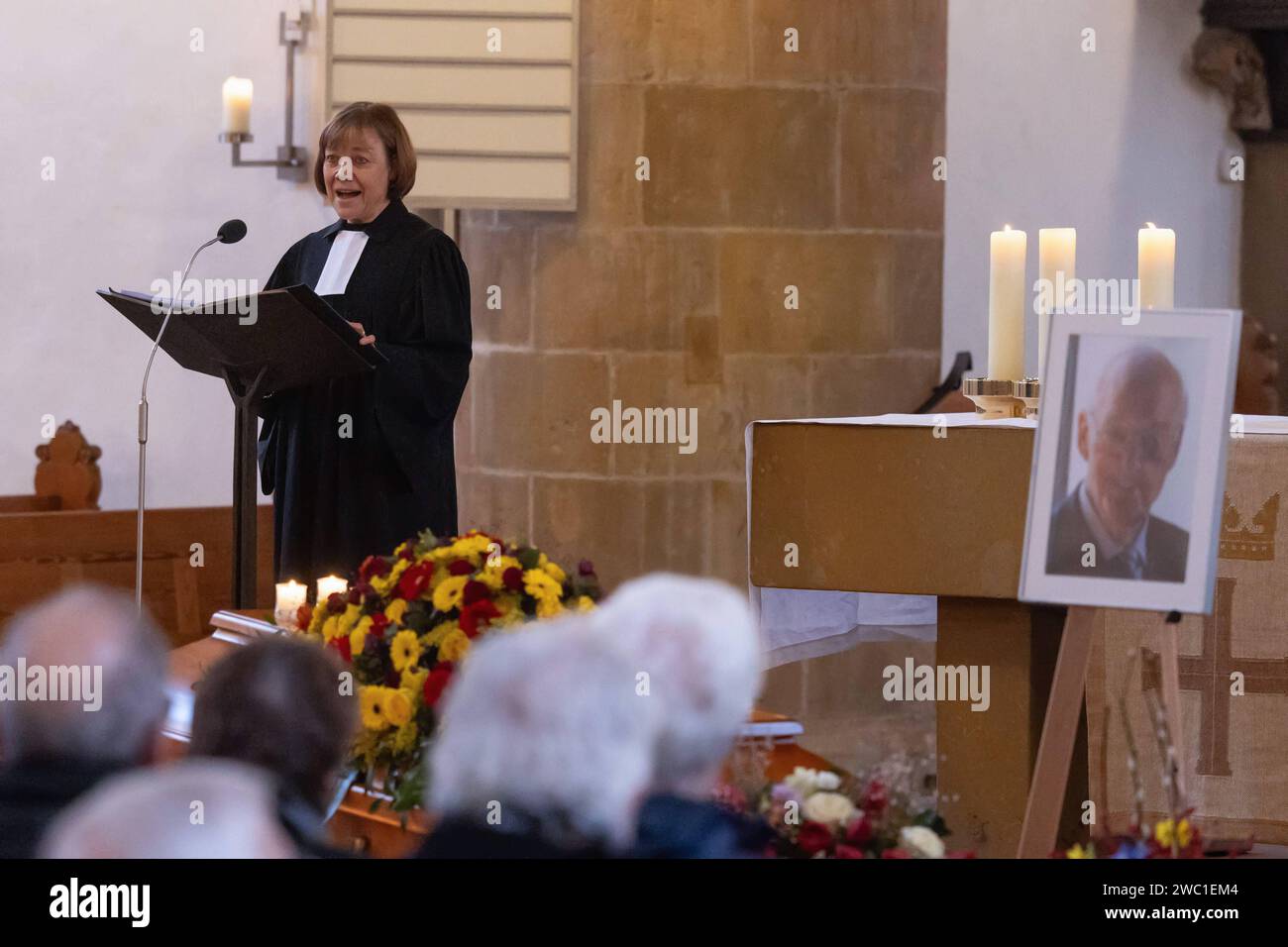 In einer bewegenden Trauerfeier haben Angehoerige und Mitglieder der westfaelischen Kirche am ...