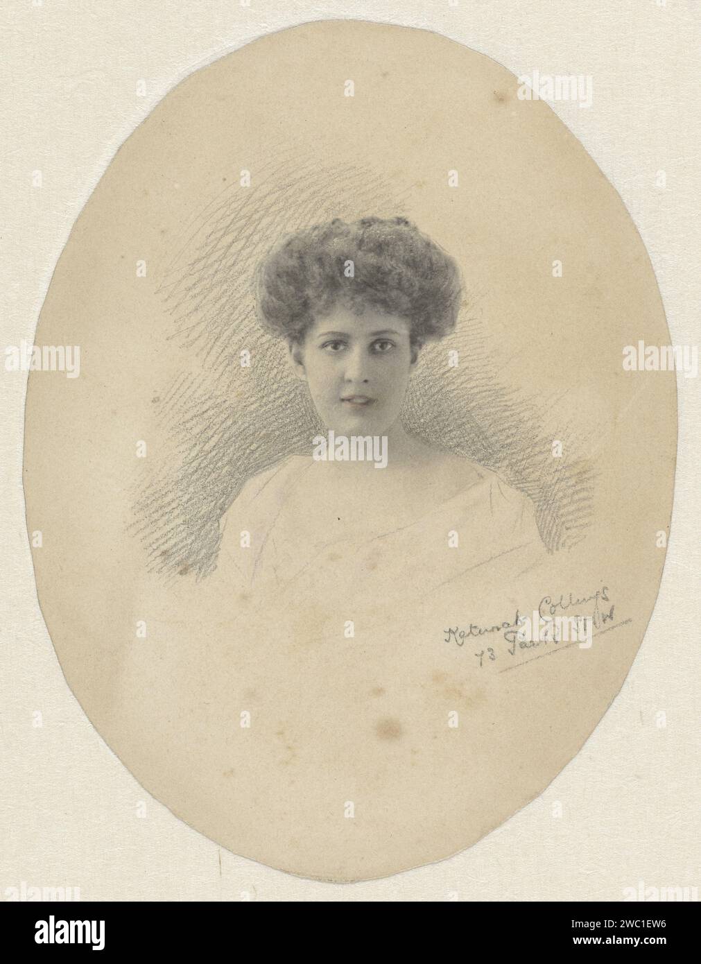 Oval portrait of Mrs. Heemstra -Hollenberg De Beckfeldt, Keturah ...