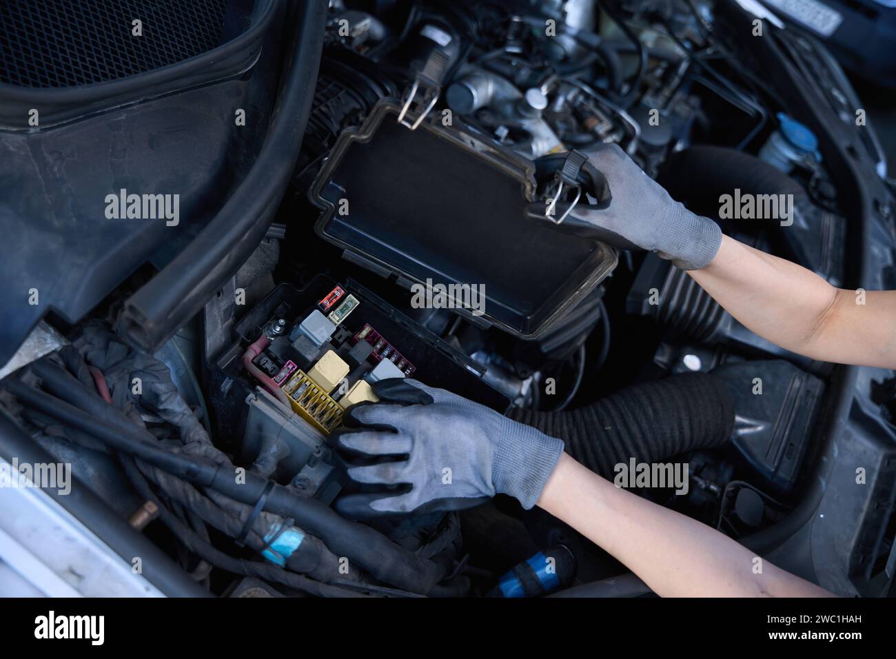 Woman checks car engine hi-res stock photography and images - Alamy