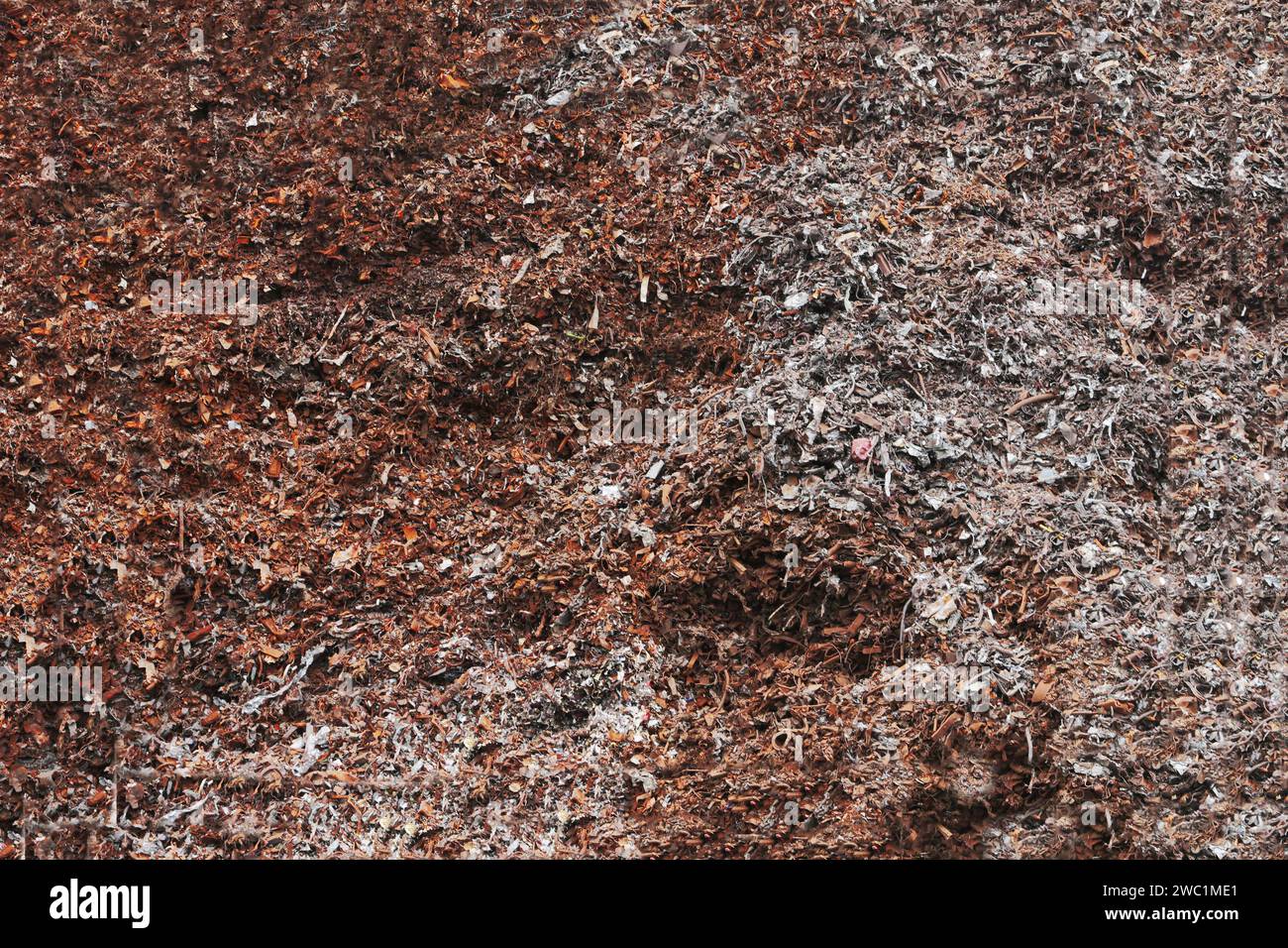 Texture of a metal dump. Scrap metal, metal waste Stock Photo - Alamy