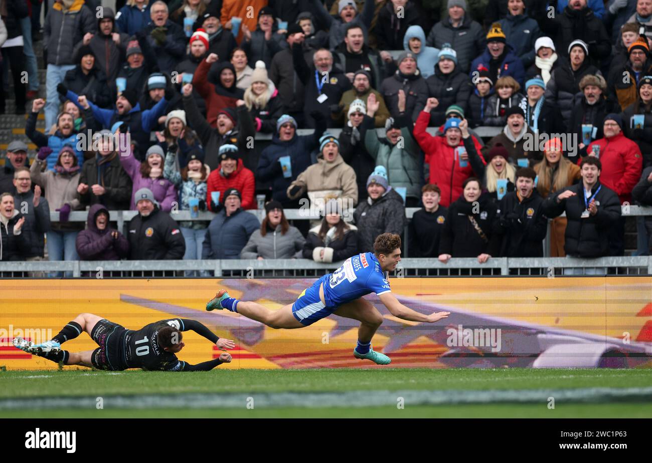 Exeter Chiefs' Zack Wimbush makes a try that is disallowed during the ...