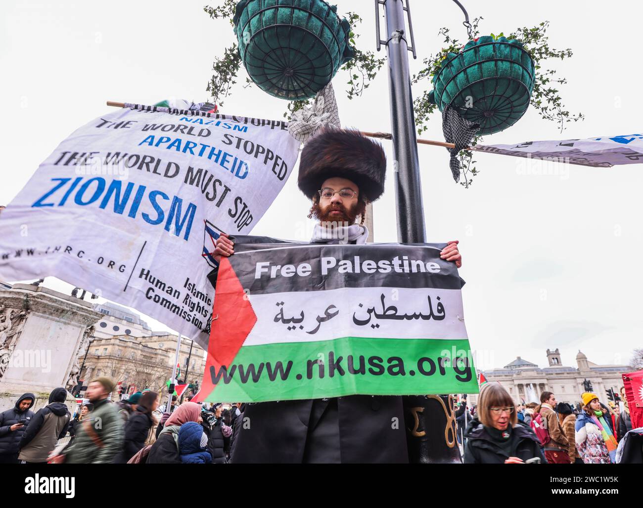 Nature kart religious group hi-res stock photography and images - Alamy