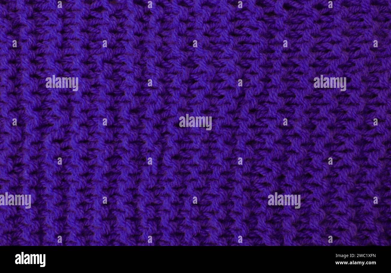 Purple knitted jersey texture hi-res stock photography and images - Alamy