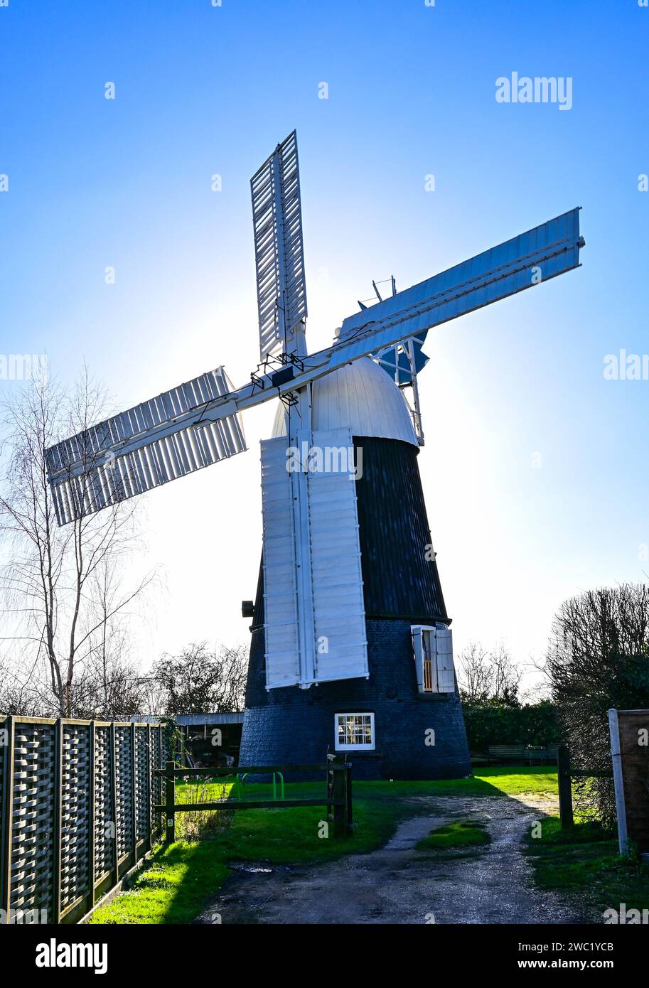 English windmills mill mills hi-res stock photography and images - Alamy