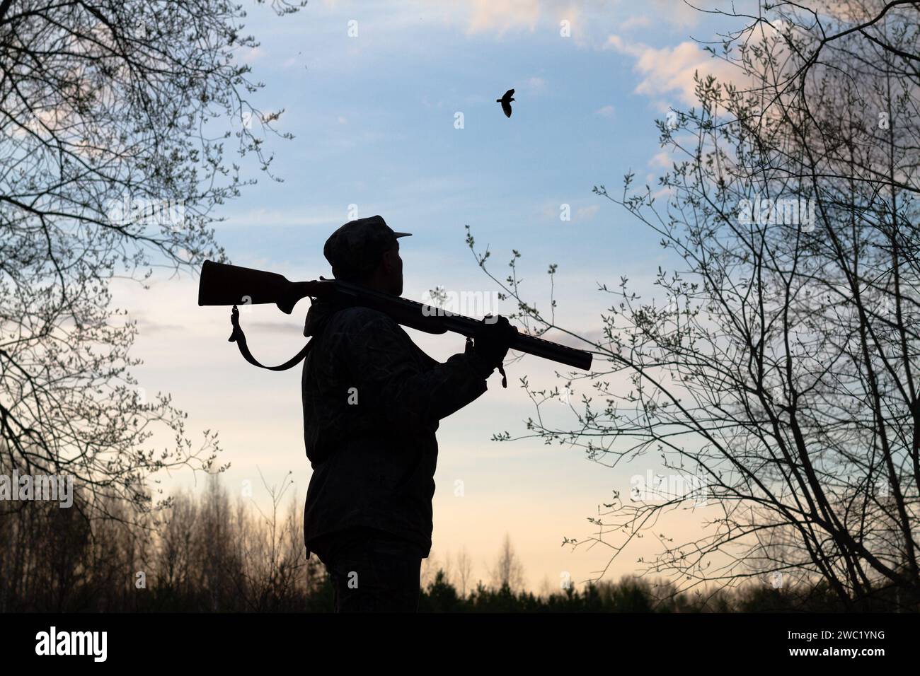 Shotgun w hi-res stock photography and images - Alamy