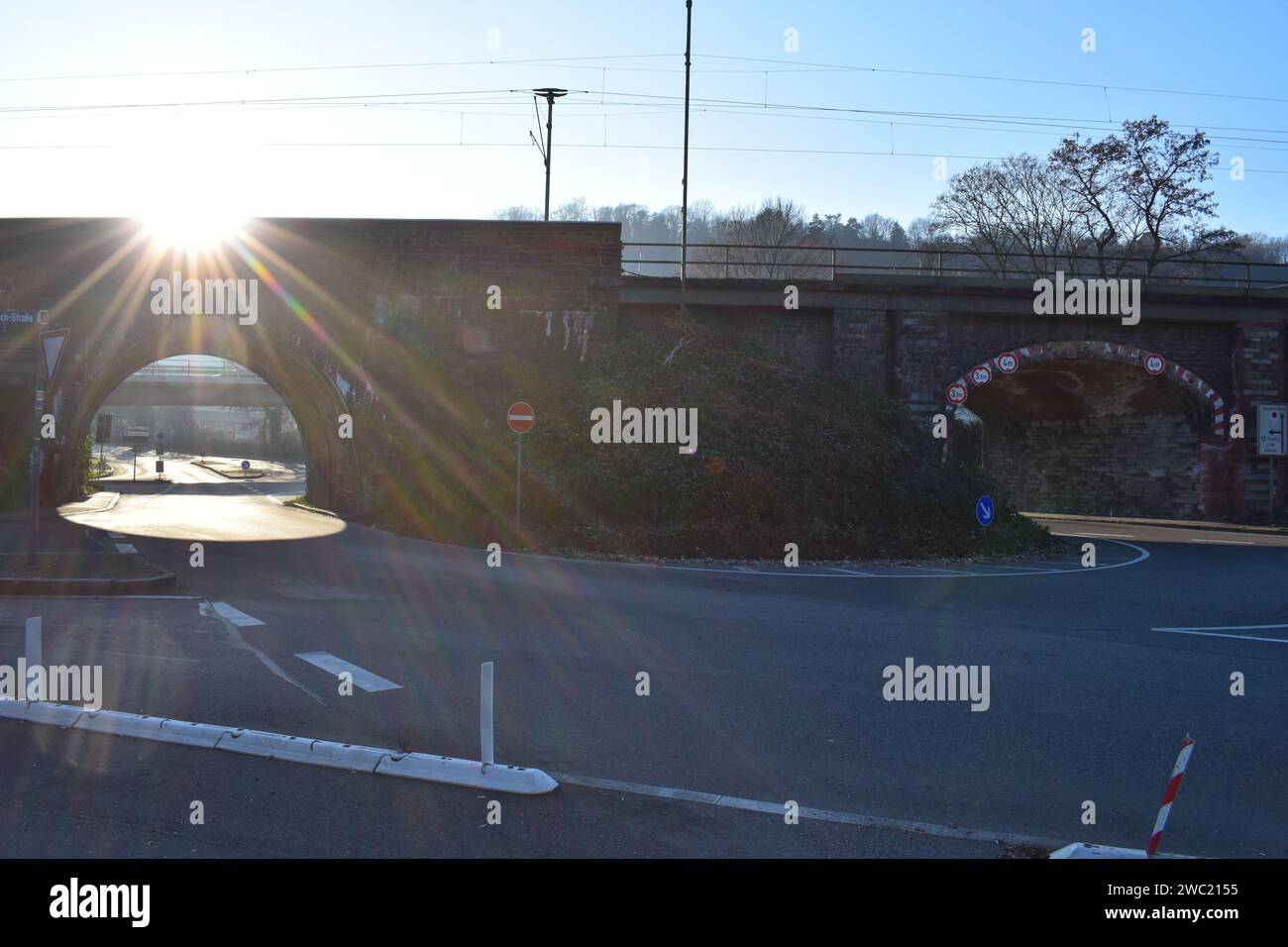 arch gate bridge Stock Photo - Alamy
