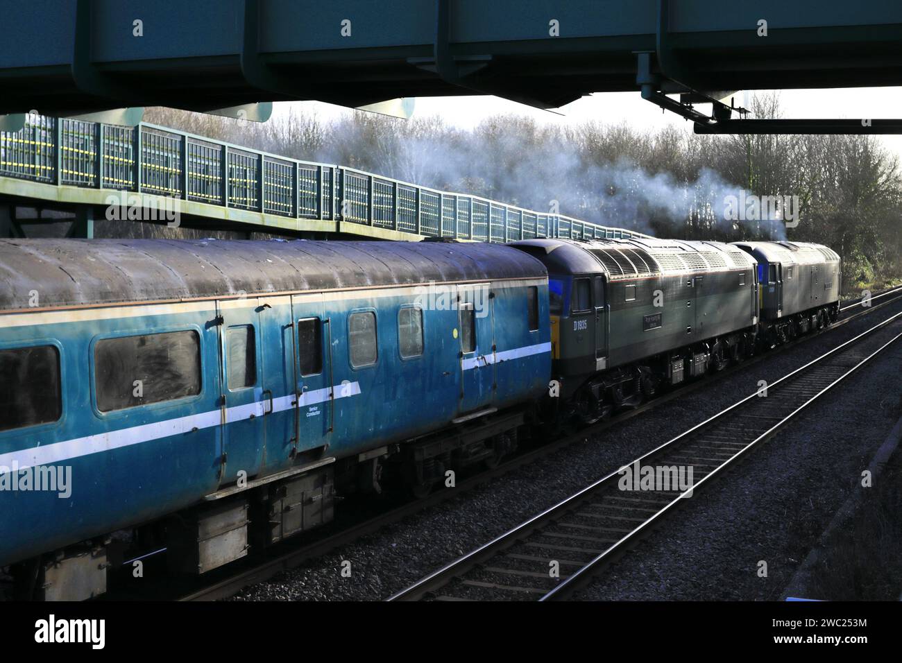 D1924 and D1935 pulling BR Blue carriages at Werrington Junction, Peterborough, Cambridgeshire ...