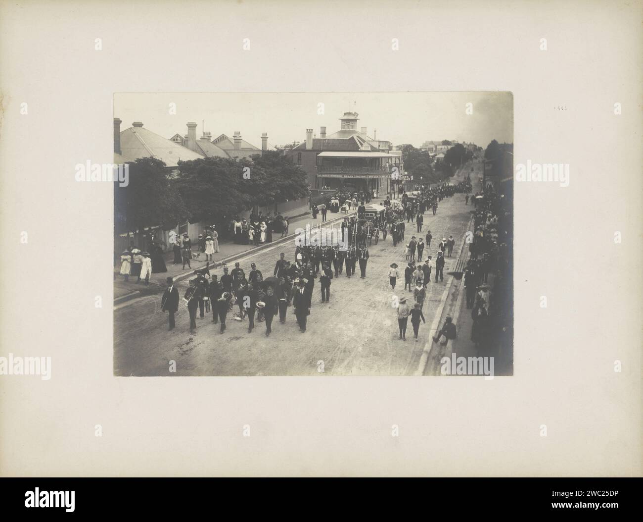 Funeral procession for the Consul General for Germany to Australia ...