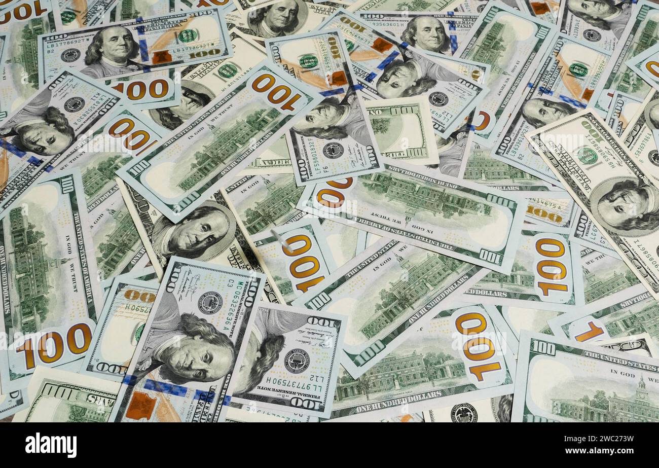 100 us dollars banknotes hi-res stock photography and images - Alamy